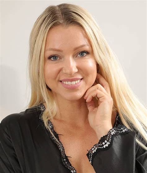 Blanca Brooke Wiki Bio Age Photos Height Measurements Net Worths Prague City Age Photos