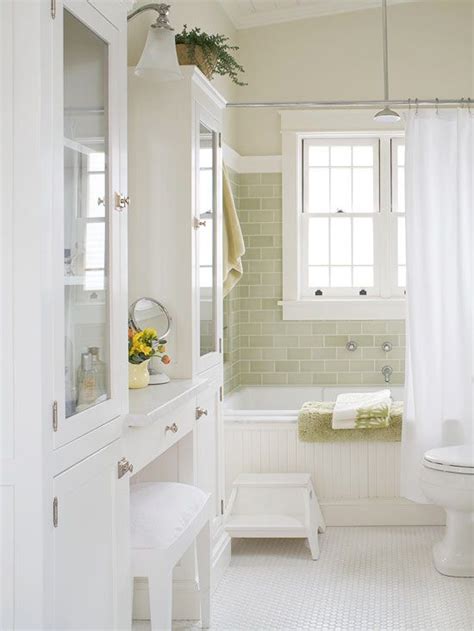 41 Simple And Airy Cottage Bathroom Ideas