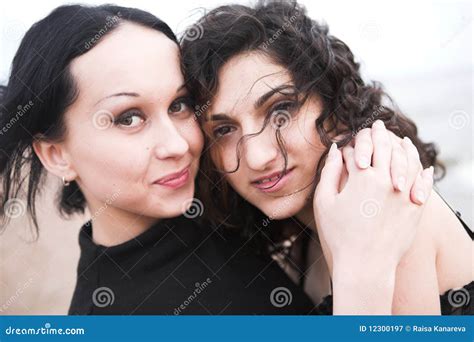 Raparigas Imagem De Stock Imagem De Amor Fofofo Adulto 12300197