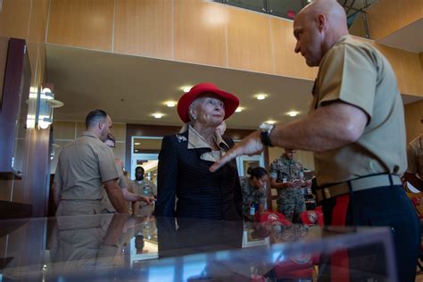 Dvids News Phyllis Taylor Donates Lt Gen Lejeune Statue To Marine