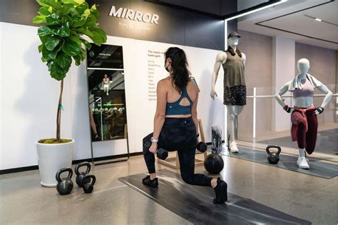 lululemon in Dallas, TX - (214) 234-0305