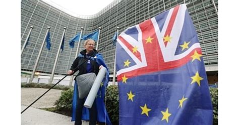 ЕС Ратифицирането на споразумението за Брекзит до 31 октомври е невъзможно