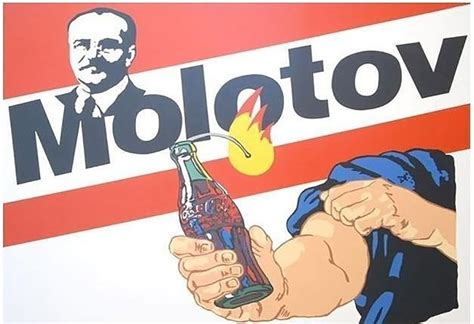 Външният министър на СССР твърди че бомбите срещу финландците през 1939 г са хуманитарна помощ