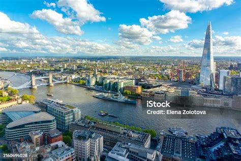 샤드 마천루와 템즈 강 위의 타워 다리가있는 런던의 도시 풍경 영국 런던 잉글랜드에 대한 스톡 사진 및 기타 이미지 런던 잉글랜드 남쪽 공중 뷰 Istock