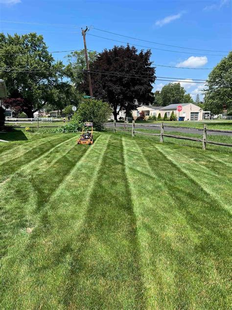 Mowing Patterns Creative Mowing Patterns To Elevate Your Yard
