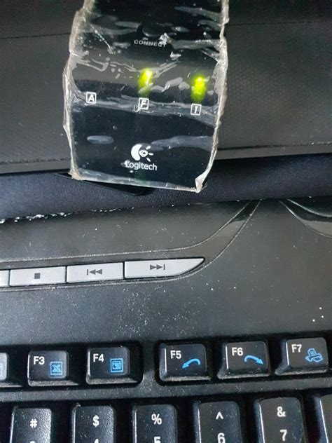 Original Wireless Logitech Keyboard Working Tested Ex110 Usb Computers
