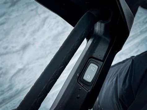 15 Best Snowmobile Riding Tips For Snowmobiling In The Mountains