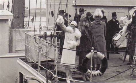 Prinzessin Astrid Von Belgien Erreicht Belgien Future Queen Astrid Of Belgium Arrives In Her
