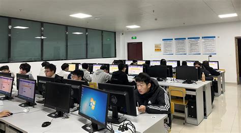 信息与网络工程学院组织学生参加2023年第五届全国高校计算机能力挑战赛安徽区域赛 安徽科技学院