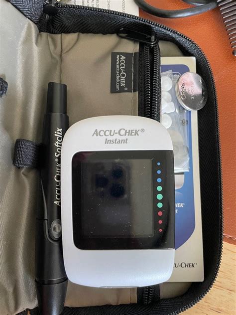 Accu Check Glucose Test Kit Diabetes Health And Nutrition Medical Supplies And Tools On Carousell