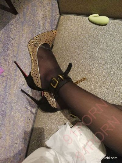 第三弹调教澳门小m，wolford 丝袜，cl红底鞋与我的精 Tumbex