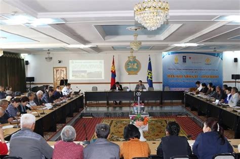 “Дархан Уул аймгийн ИТХ аас гаргасан тогтоол шийдвэрийн хэрэгжилтэд хяналт шинжилгээ үнэлгээ