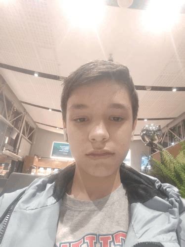 Darnell Meme Darnell Discover Share GIFs