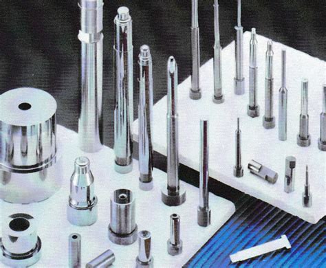 精密钨钢冲头 苏州钨钢模具加工 钨钢模具制造商 紧固件冲棒加工价格 钨钢冲头生产厂家 昆山市誉特展精密钨钢模具有限公司