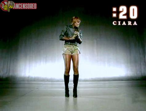 Голая Ева в 1 Thing