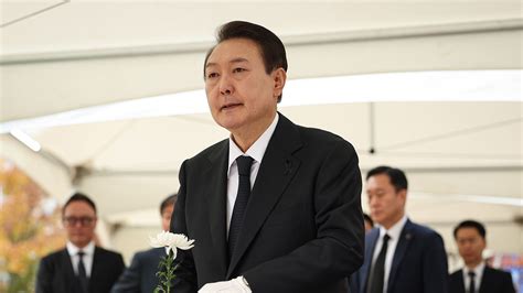 정치 현장영상 서울광장 분향소 찾은 尹 대통령닷새째 연속 조문 Ytn