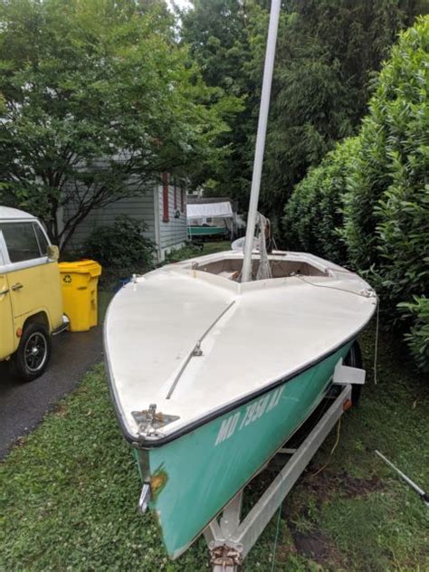 Lightning Class Sailboat 1975 Allen Hull 12752 Allen Lightning 1975