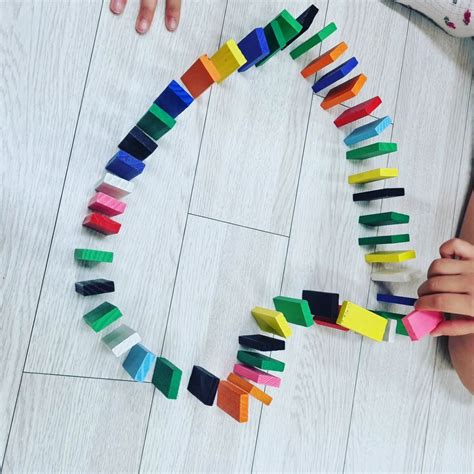 호아스쿨 영어유치부 체육수업 영어유치원의 체육 수업은 정규 수업과 방과 후 수업으로 나누어집니다