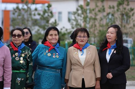 Сэлэнгэ 💞💞💞 Хүүхэд насаараа гоёсон Хүүхдийн 100 өргөн боллоо 📸📸📸 ФОТО СУРВАЛЖИЛГА