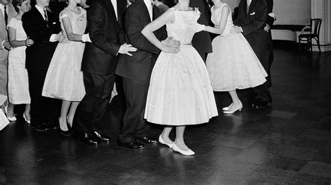 Sex And Gender Isn T Binaryit S A Myth Perpetuated By A Flawed Education System