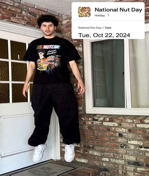Nut Nutstar • Instagram Photos And Videos