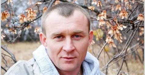 Όταν δούλευα στο εξωτερικό η γυναίκα μου έφερε στο σπίτι τον εραστή της και γύρισε την κόρη μου