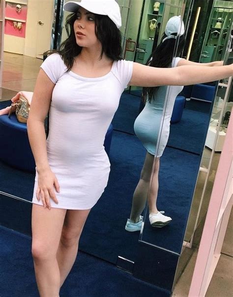 Nice Reflection Of Her Booty Pic