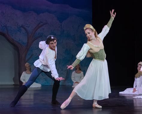 Welcome Back Sarah Satterfield Sarah Returns To The Stage With Our Professional Company For Her