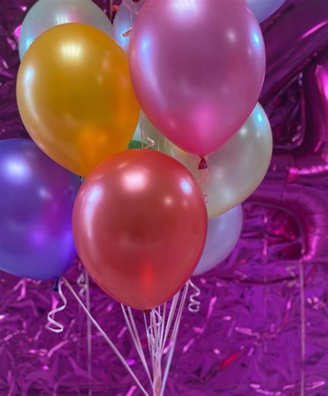 Тополиный пух жара июль или июнь…не важно Хотелось бы пропеть сегодня но не будем обсуждать