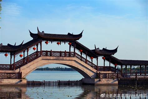 由近及远，由白入夜。锦溪古莲桥，都是那么美。 苏州同城古莲桥锦溪同城苏州新浪新闻