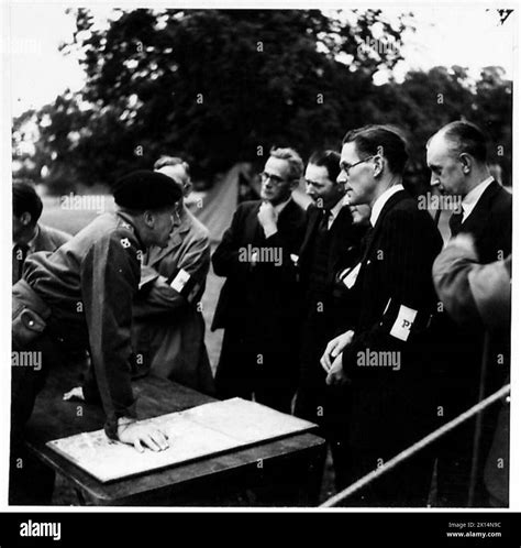 large scale exercise in eastern command war correspondents discussing