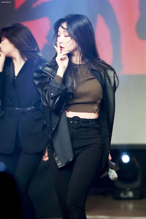 Chungdeoksa On Twitter Kpop Outfits Kpop Fashion Korean Fashion