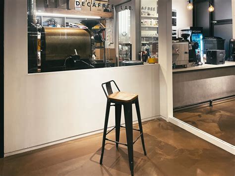 디카프리 커피로스터스 늘 끝은 우리 의지가 아니라는 친구의 말이 생각납니다 분할공사는 오늘까지