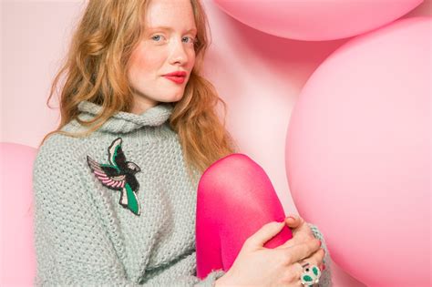 Sofia Citronbroche Lhonorable Bijoux Brodés à La Main