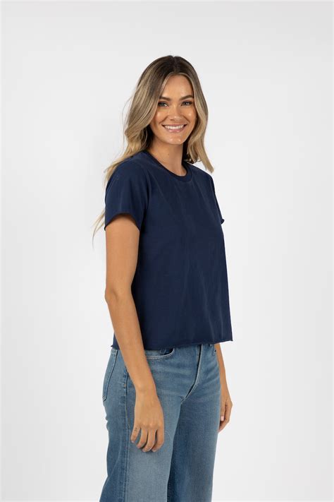 Basic Tee Humidity Lifestyle