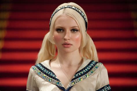 Emily Browning Hd Wallpaper Background Image 3000x2000 Id611687