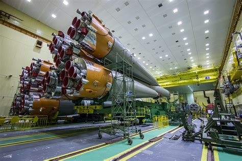 Фотографии запуска российского космического корабля «Союз МС-02» и ...