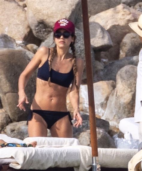 Old Lady Alba Bikini Vagina Drunkenstepfather Com