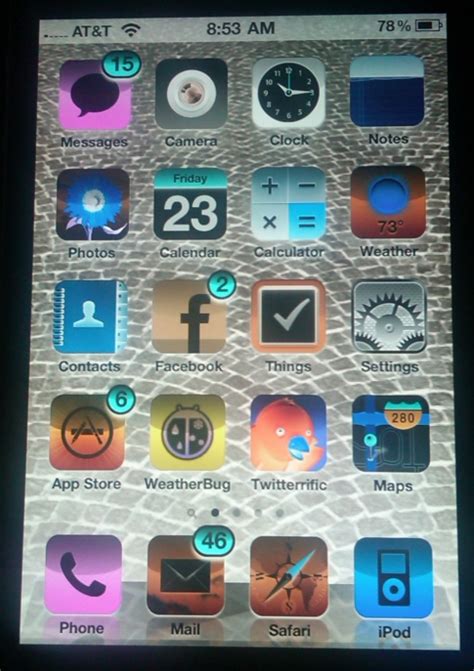 iphone 4 trick invert colors for white text on black background