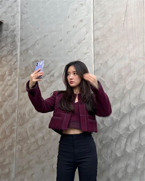 더쿠 오늘자 배우 이세영 인스타그램 업데이트