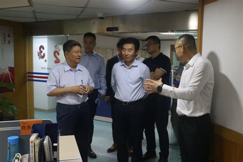 深圳市国资委党委委员、二级巡视员娄和儒一行来访天音控股 新闻中心