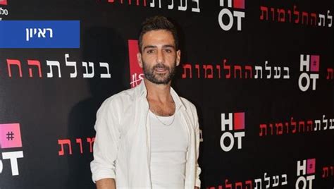 מככב על המסך וממשיך לעבוד במסעדה המשפחתית אימרי ביטון לא מתבייש כיפה