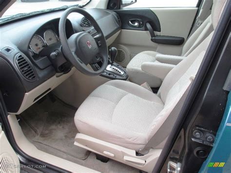 2005 Saturn Vue Standard Vue Model Interior Photos