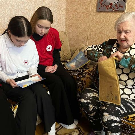 Белорусский Красный Крест Минская область Солигорск Волонтеры ГУО « СШ 8 посетили Раису