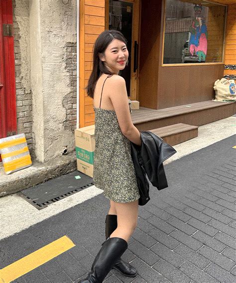 빈티지 잔꽃 끈 나시 뷔스티에 미니 원피스 속치마in 에이블리