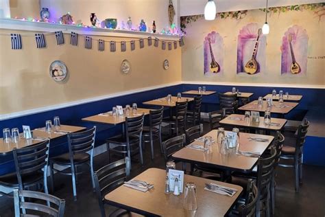 Takis Mad Greek Restaurant In Ballard Authentic Mediterranean Greek