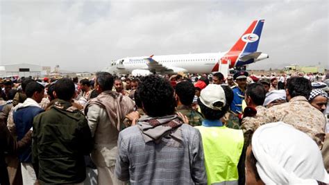 مسقط انطلاق مفاوضات تبادل الأسرى بين الحوثيين والحكومة اليمنية