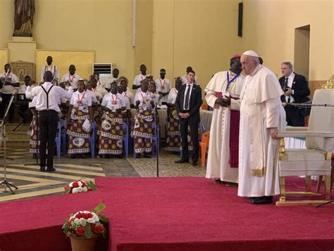 El Papa A La Iglesia De Sudán Del Sur No Somos Los Jefes De Una