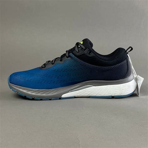 کتونی استوک طبیعت‌گردی بیگال مدل Exos