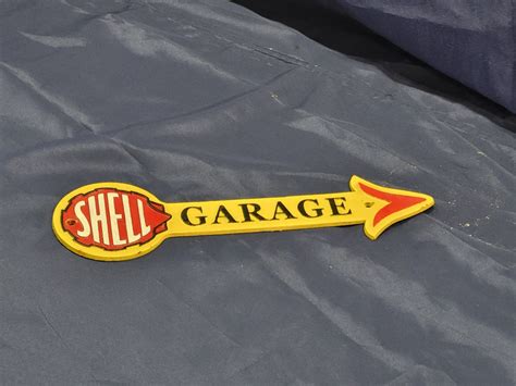 SHELL Garage Repro Cast Pointer Sign 17 Inch Automobilia UK Vintage